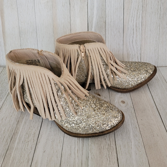 Gypsy Jazz | Shoes | Winter Salegypsy Jazzvery G Jean Cream Glitter ...